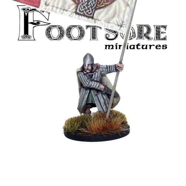 Welsh Medieval Standard Bearer – Entoyment Wargaming and Hobby Centre